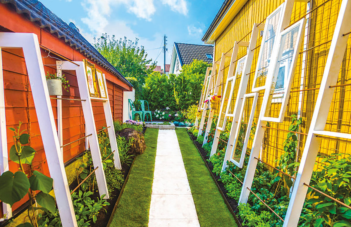 Images for EverEdge® Classic galvanised steel lawn edging system