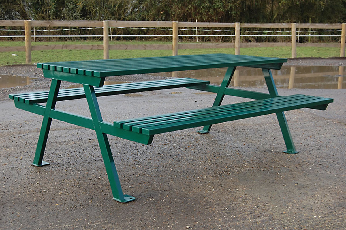 Kimpton A-frame steel picnic table | Images