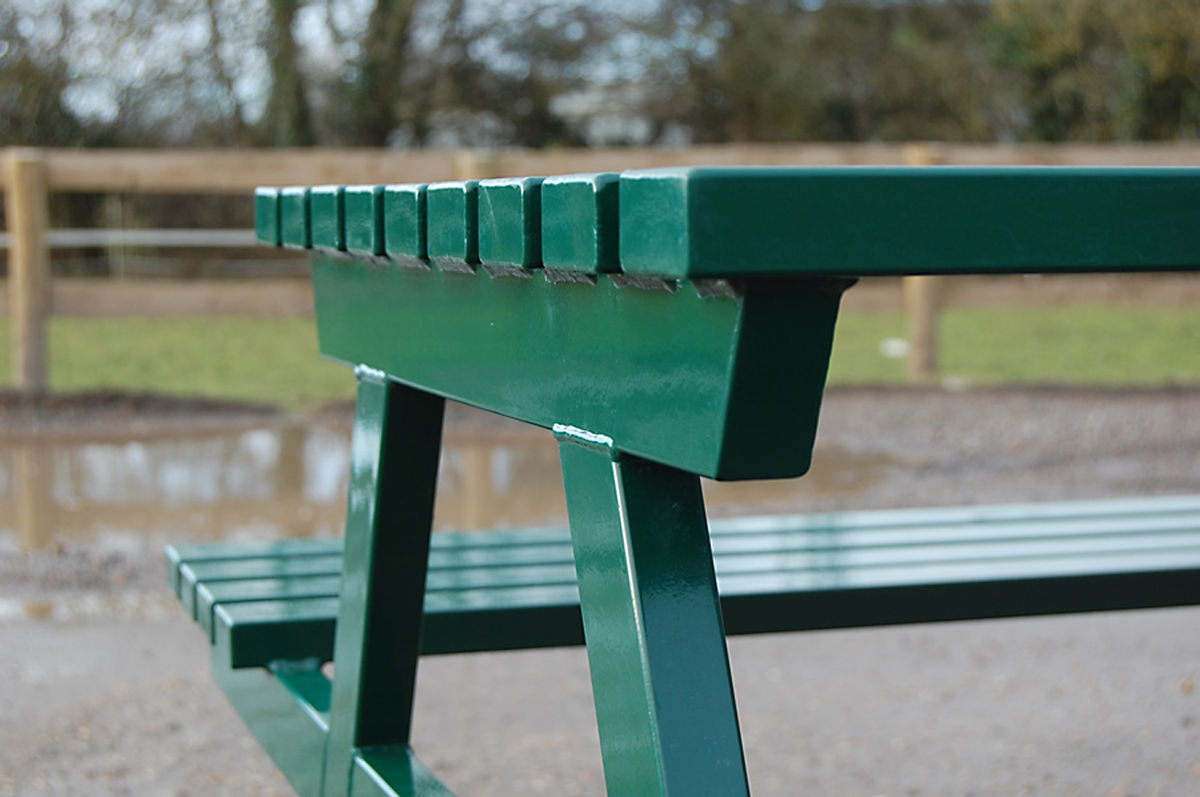 Kimpton A-frame steel picnic table | Images