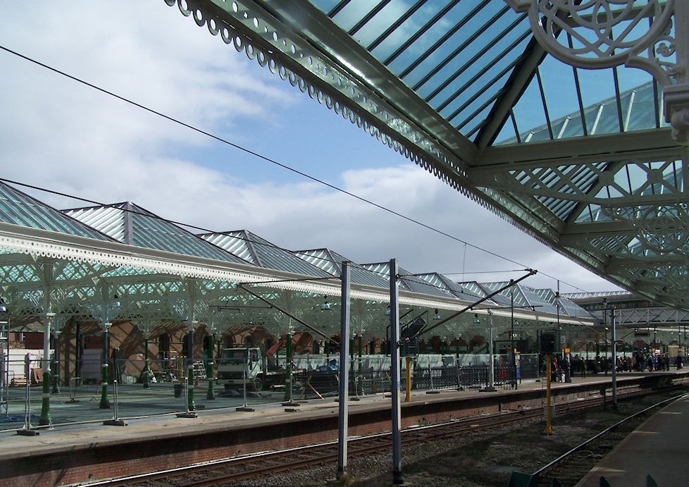 Traditional patent glazing - Tynemouth railway station | Images