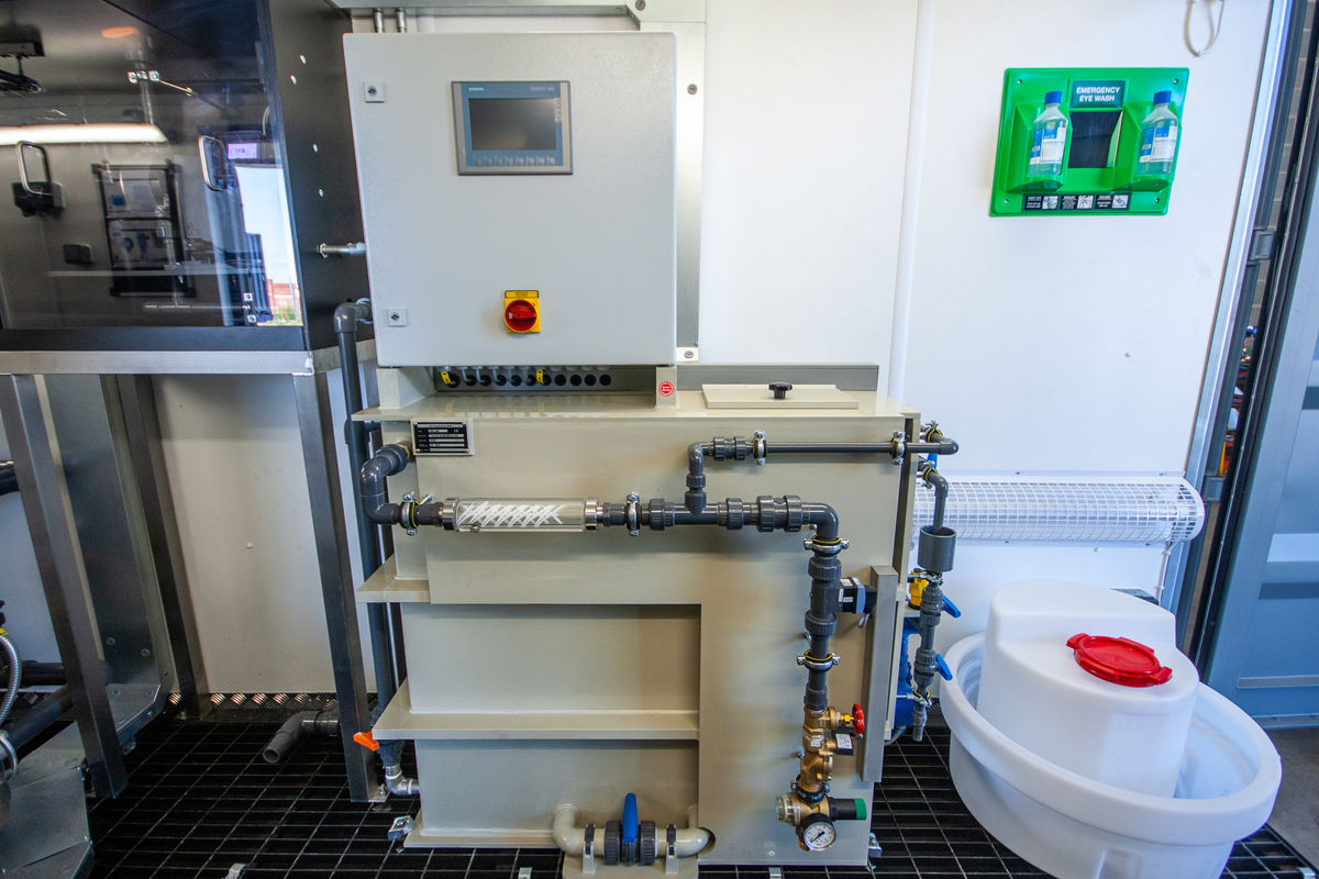 Polycompact® polymer makeup systems for water treatment | MSE Hiller ...