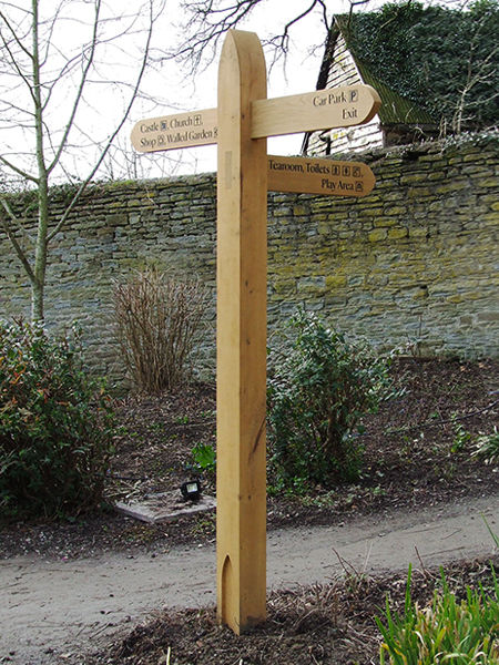 Traditional bespoke oak signage for the National Trust | Images