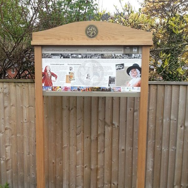 Bowman™ entrance signs | Images