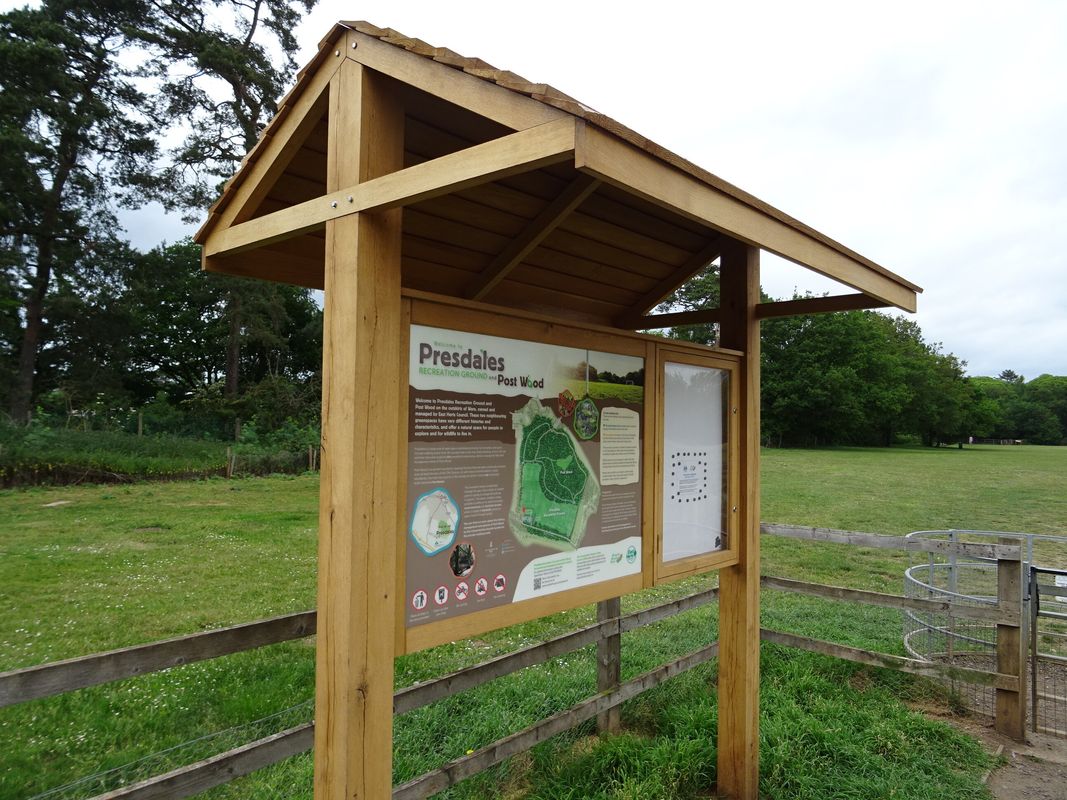 Bowman™ entrance signs | Images