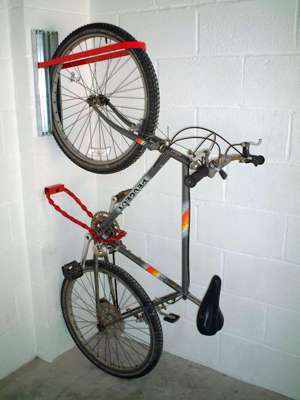 BikeAway space-saving, wall-mounted cycle hoop | Images