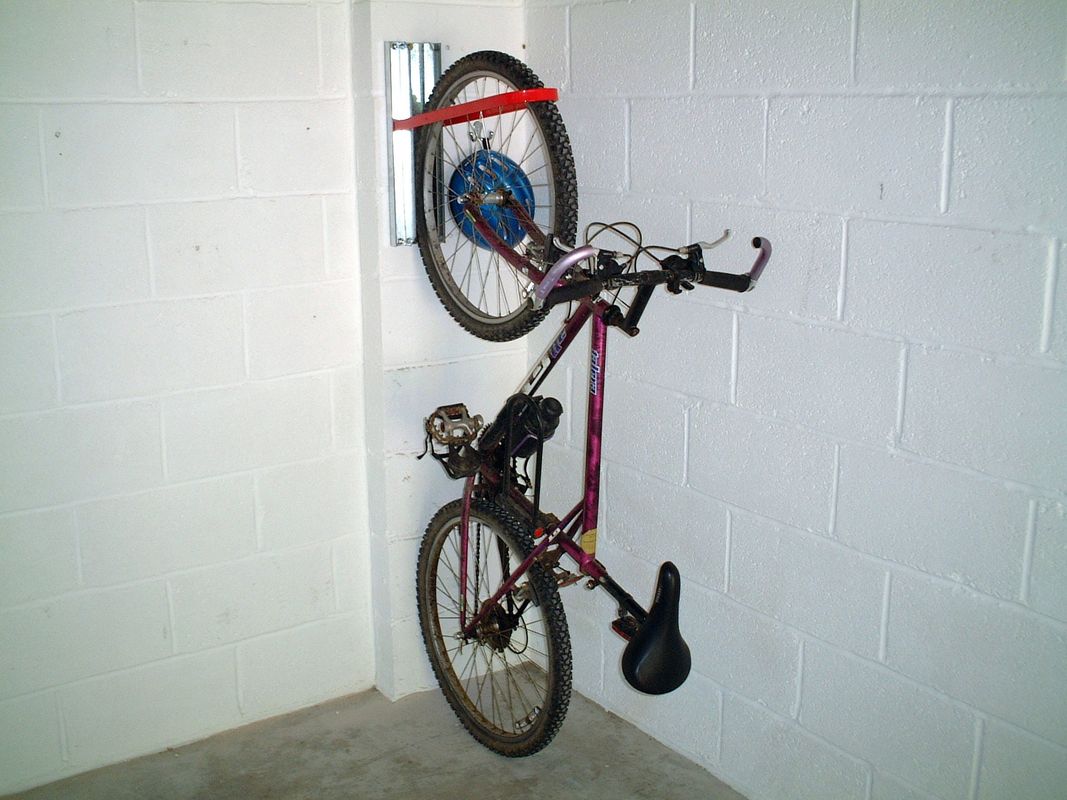 BikeAway space-saving, wall-mounted cycle hoop | Images