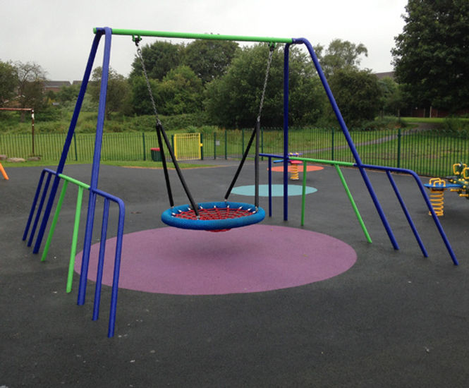 2 5m Inclusive Nest Swing 4 14 Years Massey And Harris Eng Ltd
