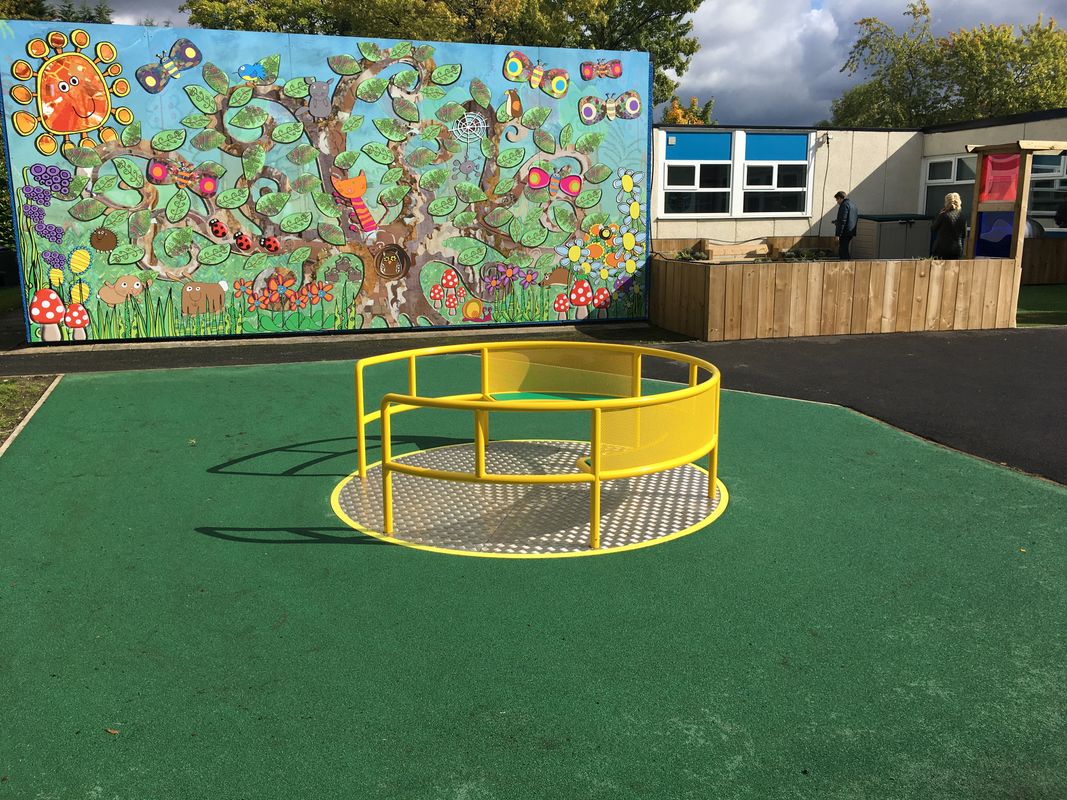 2.2m Wheelchair Accessible Roundabout - inclusive outdoor play ...
