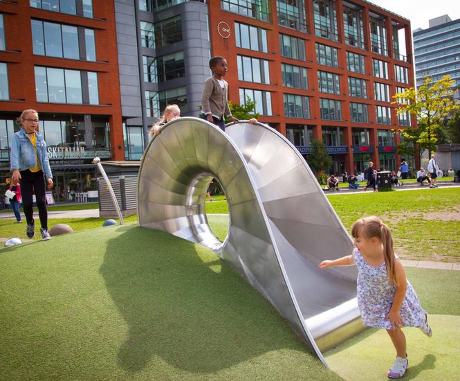 Dilly the Snail slide for city centre play scheme | Massey & Harris