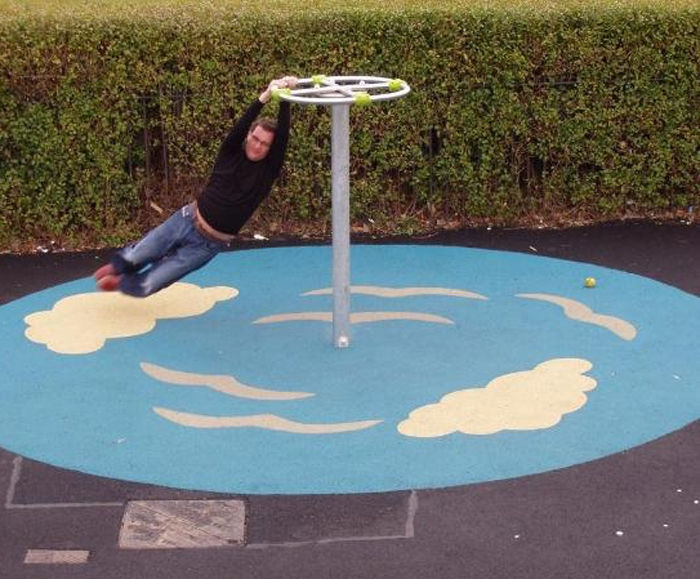Roll-Up - steel rotating playground spinner for 8 children ages 7+ | Images
