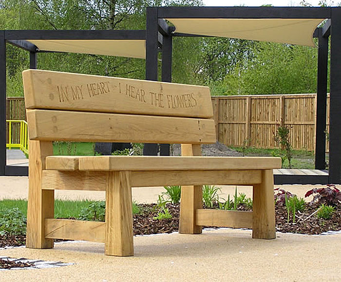 Double-Back natural green oak bench | Images