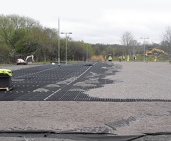 Reinforcement tiles for Churchill Hospital car park | Images