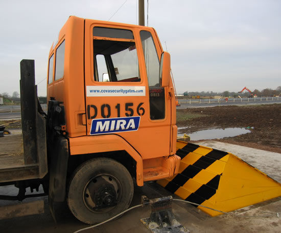Images for CSG 10506 crash rated shallow depth road blockers