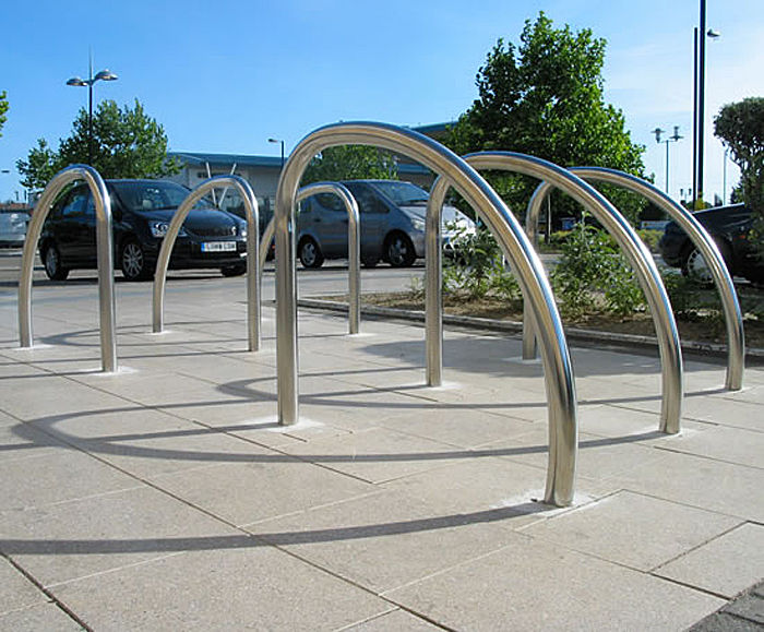 Fin - galvanised steel or stainless steel cycle stand | Images