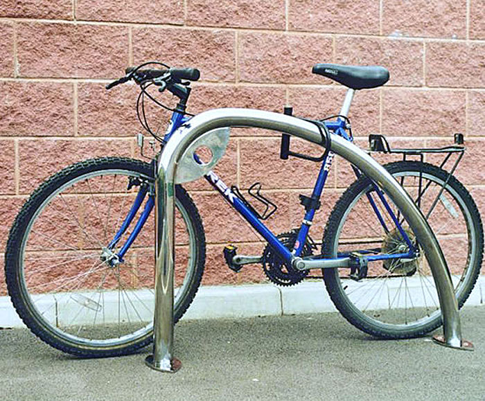 Fin - galvanised steel or stainless steel cycle stand | Images