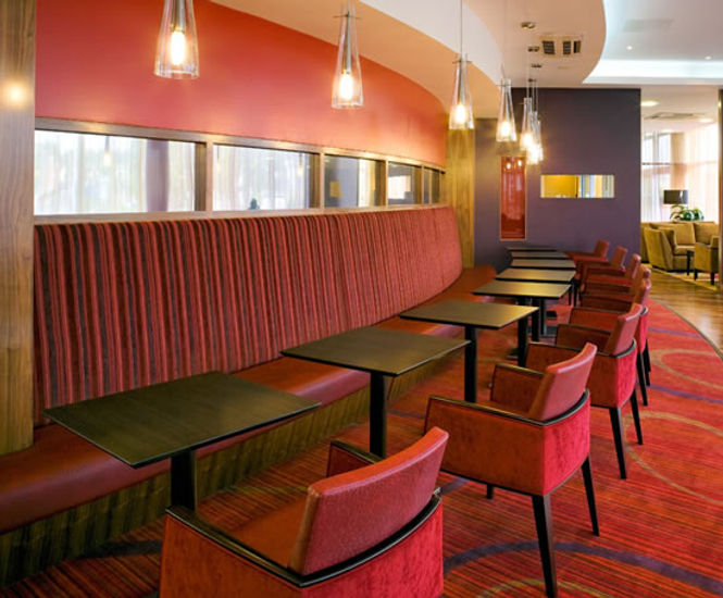 Bespoke banquette seating for hotels | Furnotel