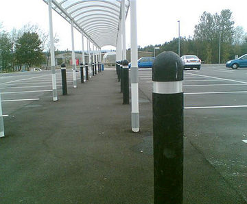 Recycled plastic bollards | EXTERNAL WORKS
