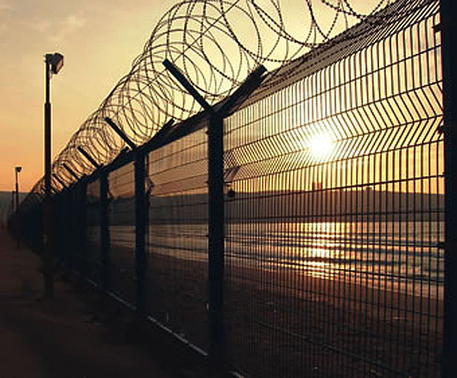 Jaktronic perimeter intrusion detection systems | Jacksons Fencing