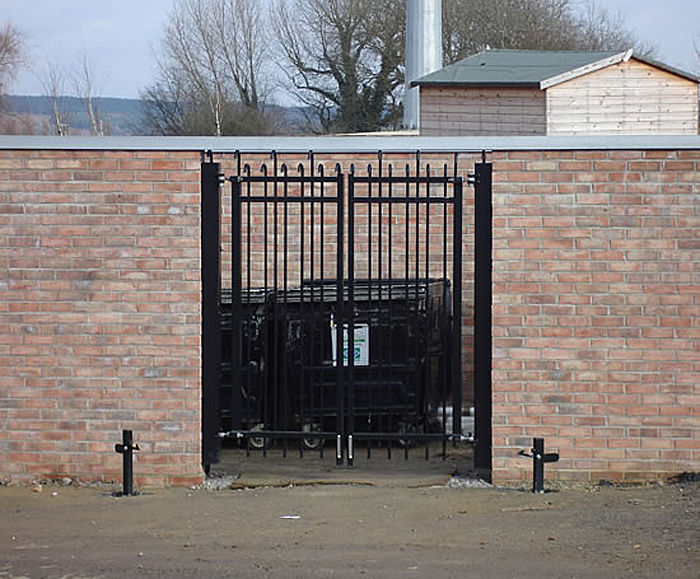 Tri-Guard vertical bar fencing systems | Jacksons Fencing | ESI ...