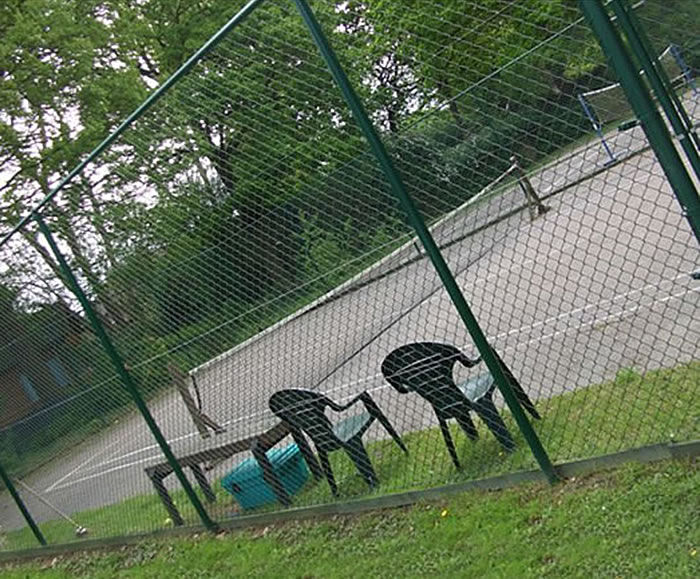 Tubular fencing systems for chain linked and welded mesh | Images