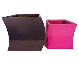 Curvy - Jayne contemporary, ultra-lightweight planters | Livingreen ...