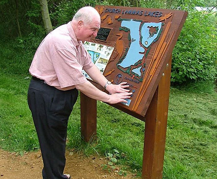Oak lectern-frame signage | Shelley Signs | ESI External Works