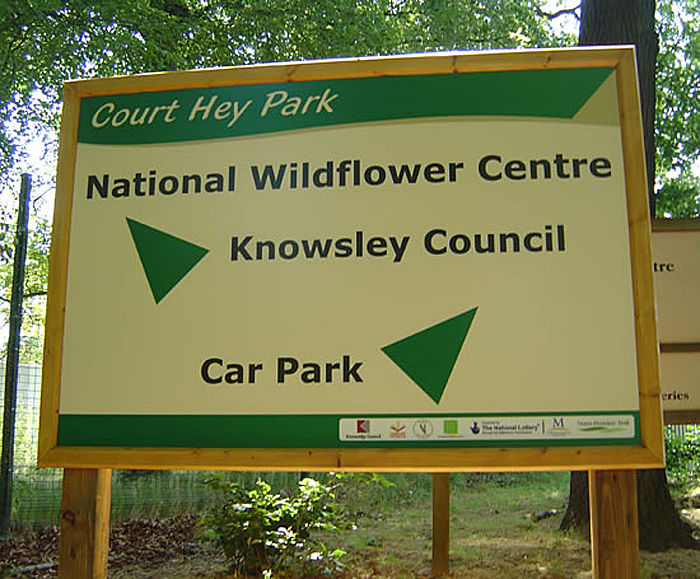 Vertically mounted timber interpretation signs | Shelley Signs | ESI ...