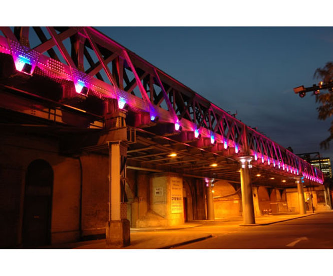 Neos floodlight | Schréder